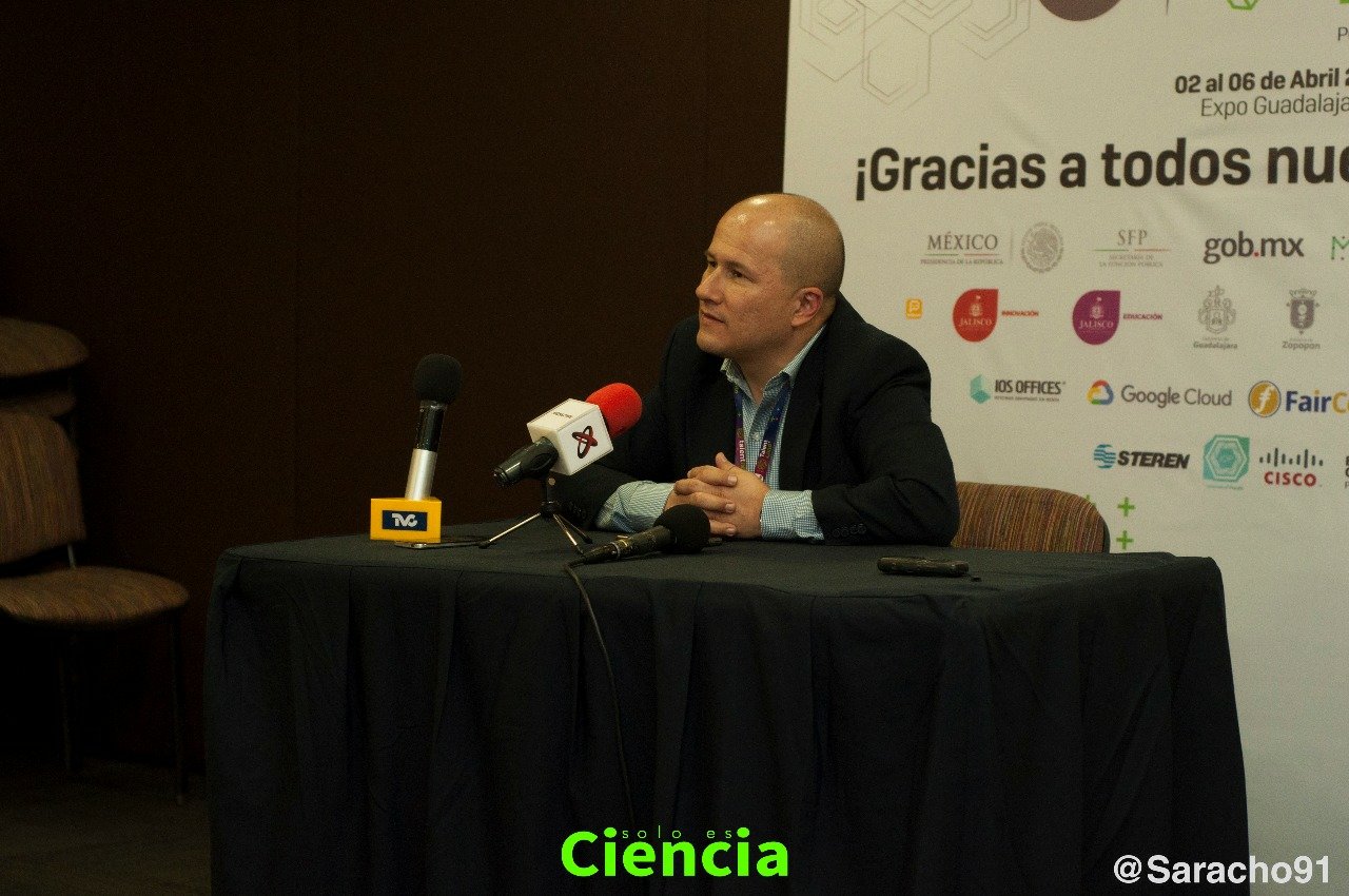 Julio Profe, el salvador de los universitarios – Sólo es Ciencia